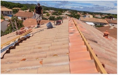 Tuile faitière : le guide complet