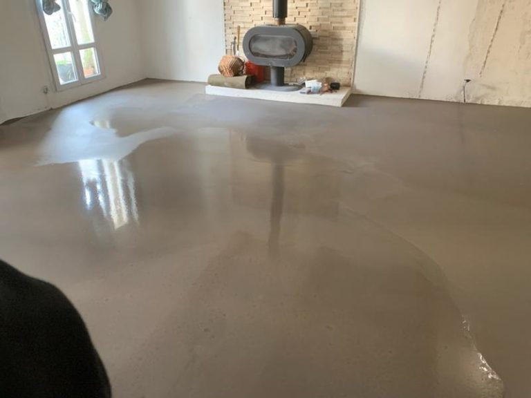 Ragréer un parquet en bois : prix, solutions, conseils…